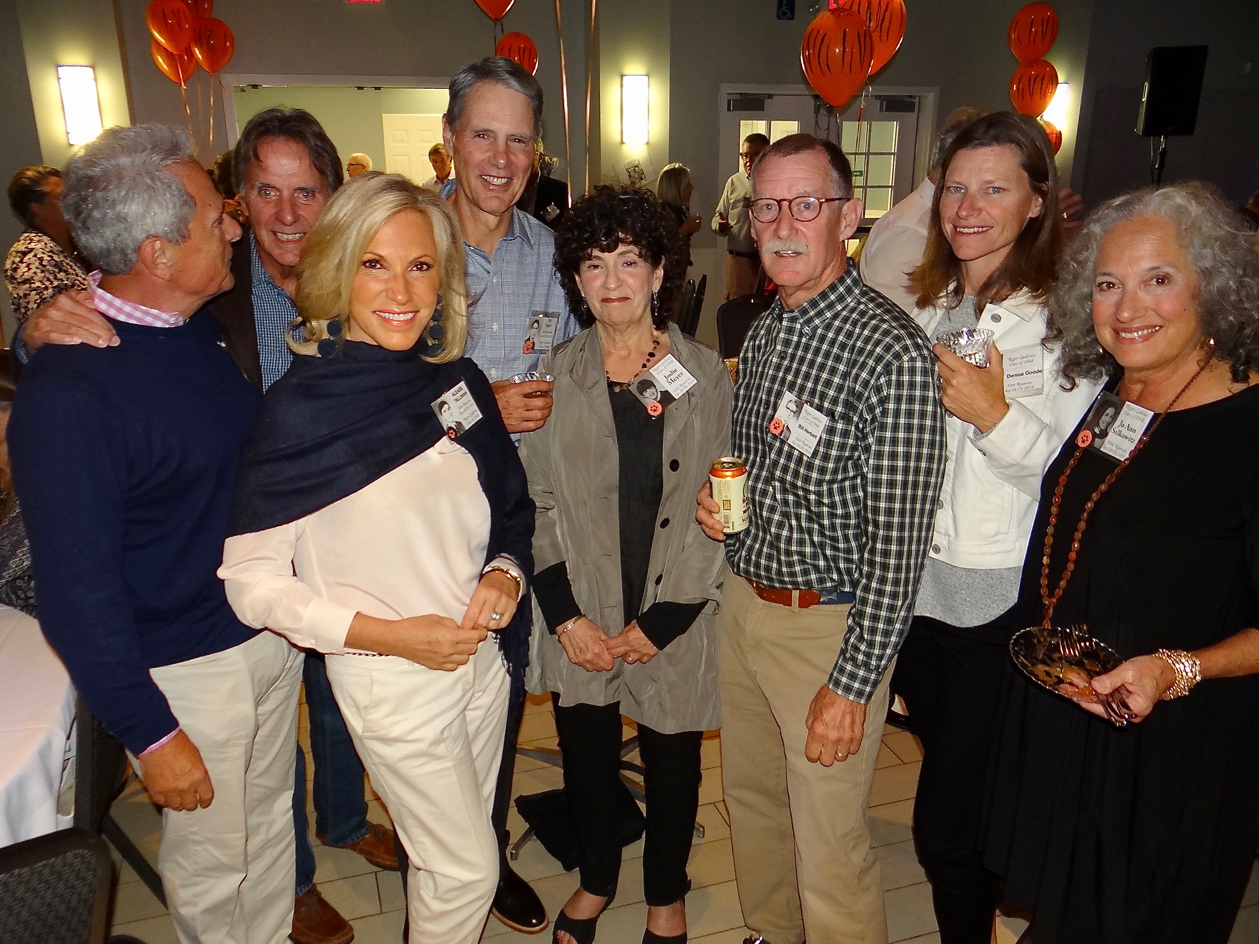 Roger Ludlowe Class of 1968 home page